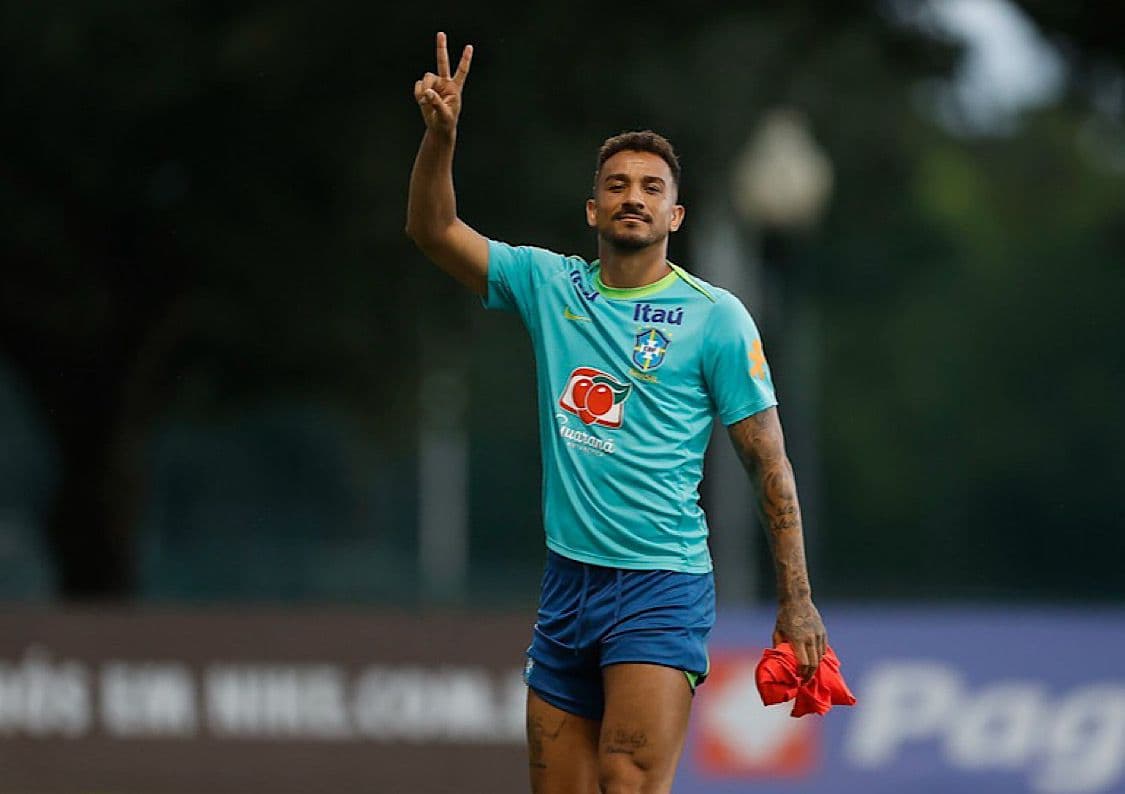Danilo já tem data para chegar ao Flamengo - MundoBola