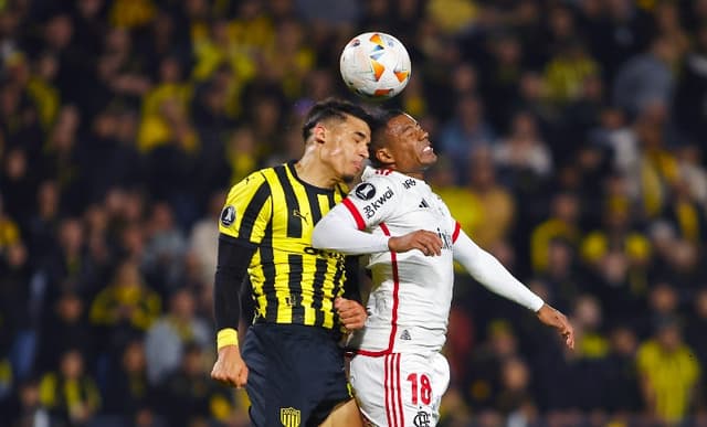 Ficha técnica e estatísticas: Peñarol 0x0 Flamengo - Libertadores - MundoBola