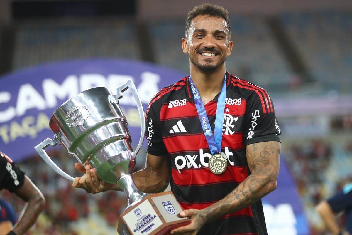 Danilo tem bons números desde estreia como titular no Flamengo - Mundo Bola