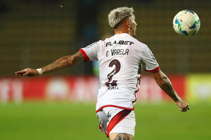 Varela soma números impressionantes e ganha o reconhecimento da Nação ...